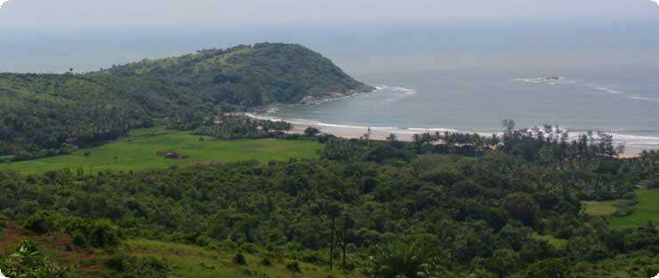 Karwar, Tourist attractions around Karwar, Karwar Beach Resorts